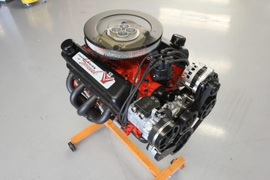 Dressing up a small block Ford engine
