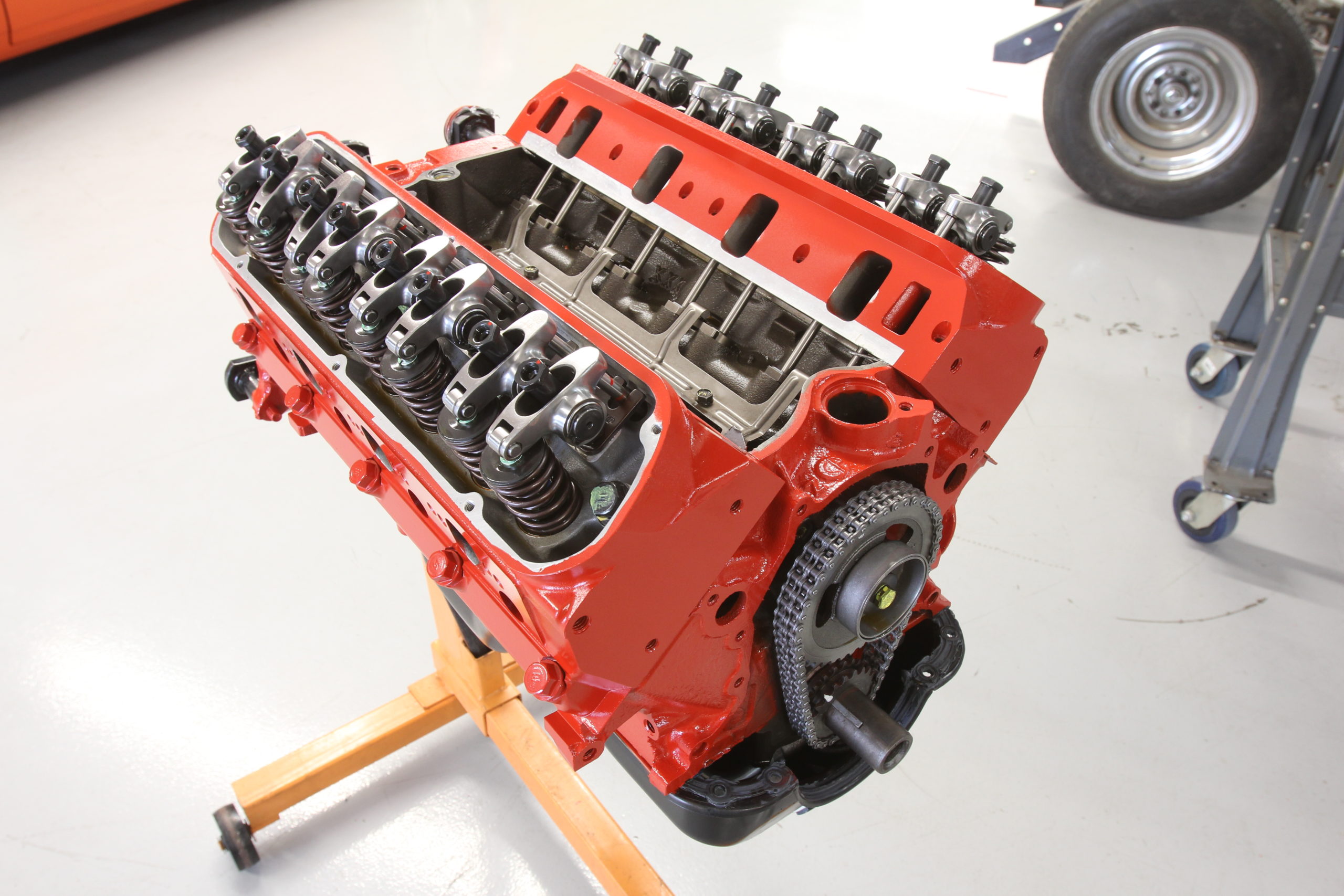 Dressing up a small block Ford engine